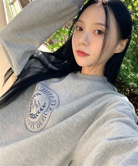 특양면 심플 클래식 원형 맨투맨 티셔츠