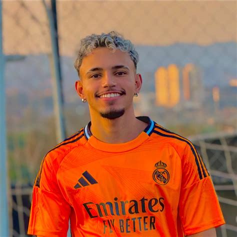 Um Grande Começo Futebol Soccer Druell