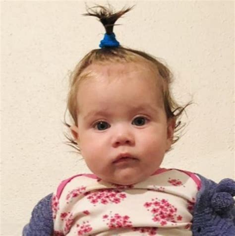 თიკა ბალანჩინის შვილი ისე გაიზარდა რომ უკვე კიკინა უკეთდება ფოტო