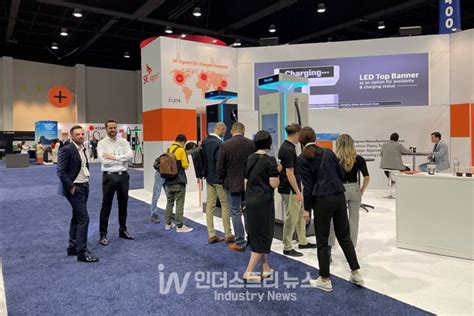 Sk시그넷 세계 최대 전기차 심포지엄 ‘evs36서 초급속 충전기 선봬 인더스트리뉴스