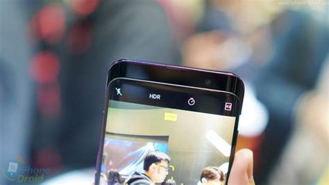 Oppo Find X Hands On Bordeaux Red Glacier Blue