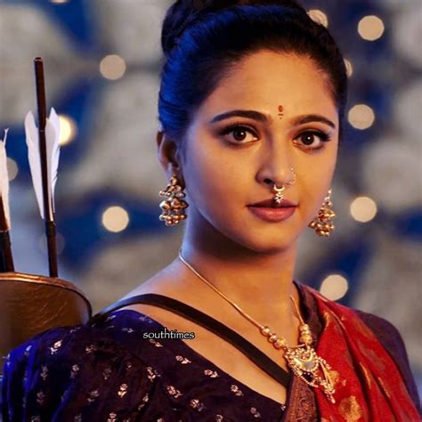 Presenting To You Princess Devasena Bahubali2 8 Different Looks Choose And Comm South