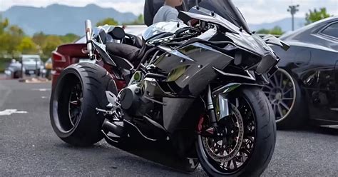 Kawasaki Ninja H2r With Nos Ready To Rip The Streets
