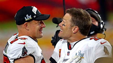 The Tb12 Method 5 Tom Brady Approved Upper Body Exercises That Are