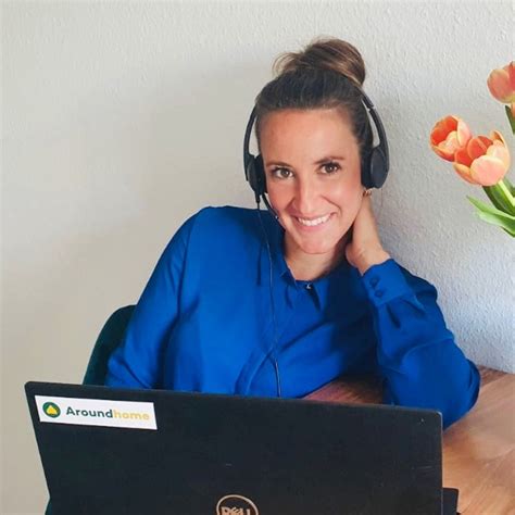 Lara Lemke Director Key Account Management Aroundhome Xing