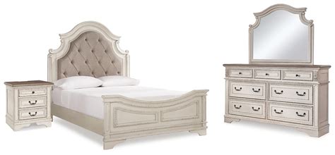 Ashley Furniture Signature Design Realyn B743b22 Queen Bed With