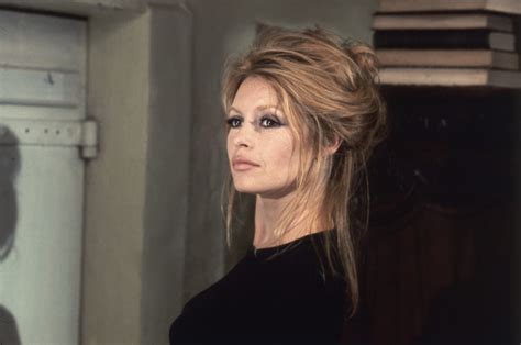 Meghalt Brigitte Bardot Szmo Hu