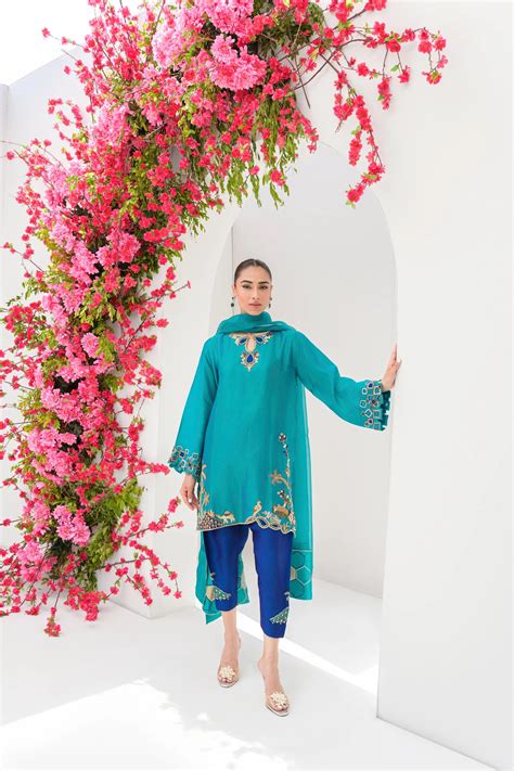 Estelle Eid Edit Ii25 Minty Lagoon Nainpreet The Collective