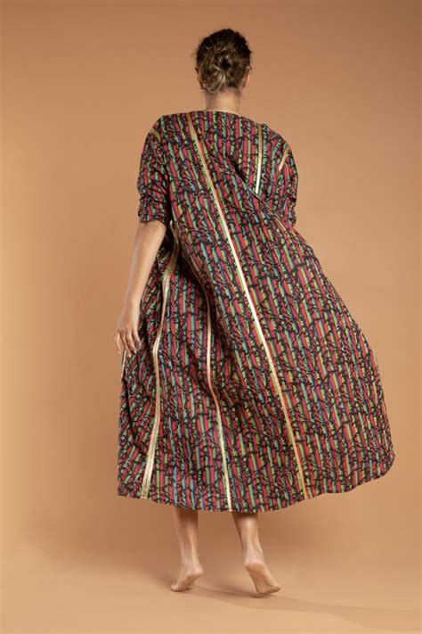 Black Floral Dishdasha Ecru