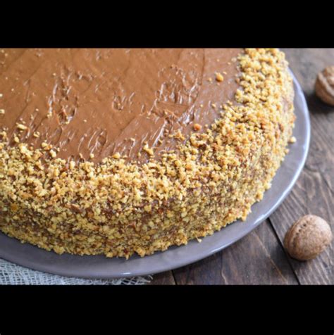 Торта със смлени орехи Правя я от 20 години и никой не е казал Стига любима е на всички За