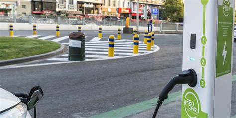 Du Nouveau Dans Le Code De La Route Moniteur Automobile