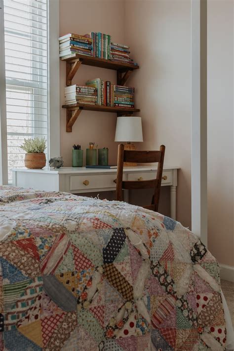 Easy Rustic DIY Shelf Brackets