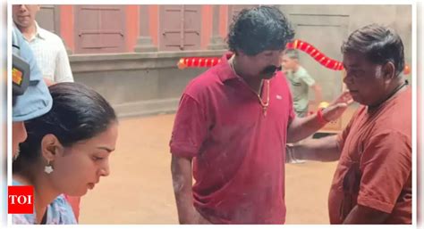 Phulwanti Snehal Tarde Kick Starts Shooting For Her Debut Directorial Deets Inside Marathi