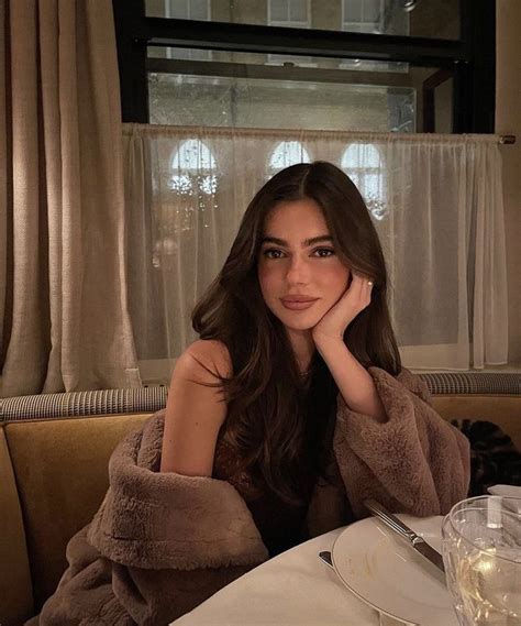 Ideas For Instagram Photos Insta Photo Ideas Girl Photo Poses Girl