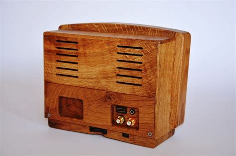 Micha S Selbst Gebautes Retro Holzradio Mit Raspberry Pi Und Squeezebox Server Max Play