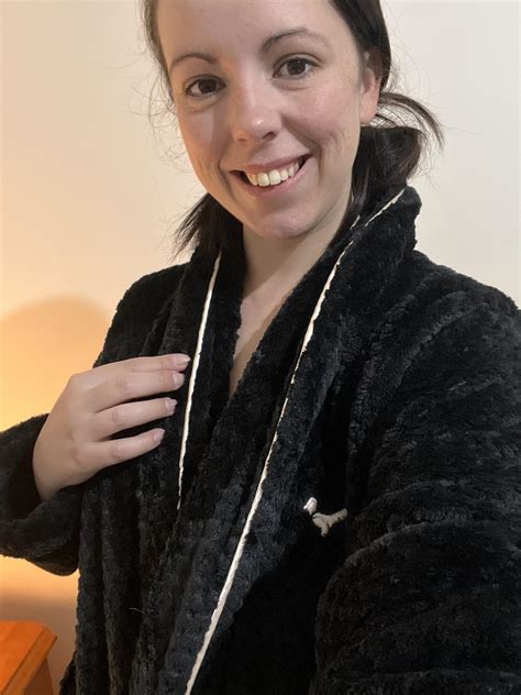 Sunday Fun Day Is Underway Spreading Love From Down Under R Selfie