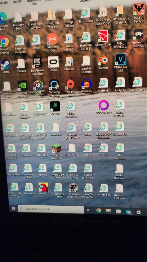 How The Hell Do I Turn My Icons Back To Normal Whats That Cloud Mean Next To Them R Windows10