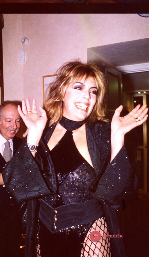 La Bellezza E La Dolce Vita Di Nadia Cassini Negli Scatti Di Umberto