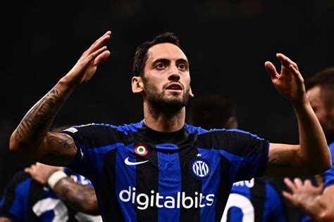 Hakan Calhanoglu Wasnt Easy To Go From Ac Milan To Inter