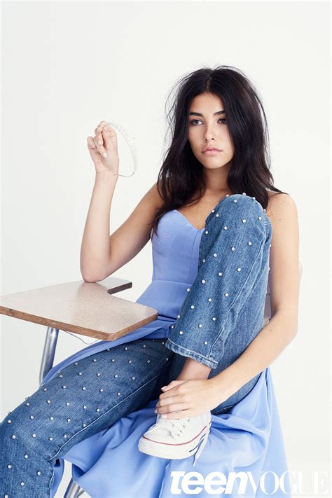 Singer Madison Beer Rocks Five Easy Hairstyles For Every Day Of The