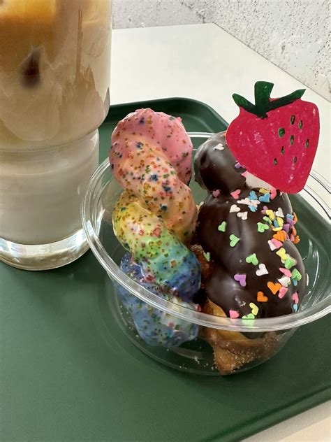 위스키 커피 그리고 고양이