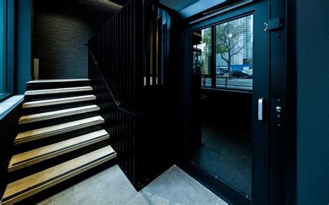 Benefits Of A Screw Driven Home Elevator Ram Elevators