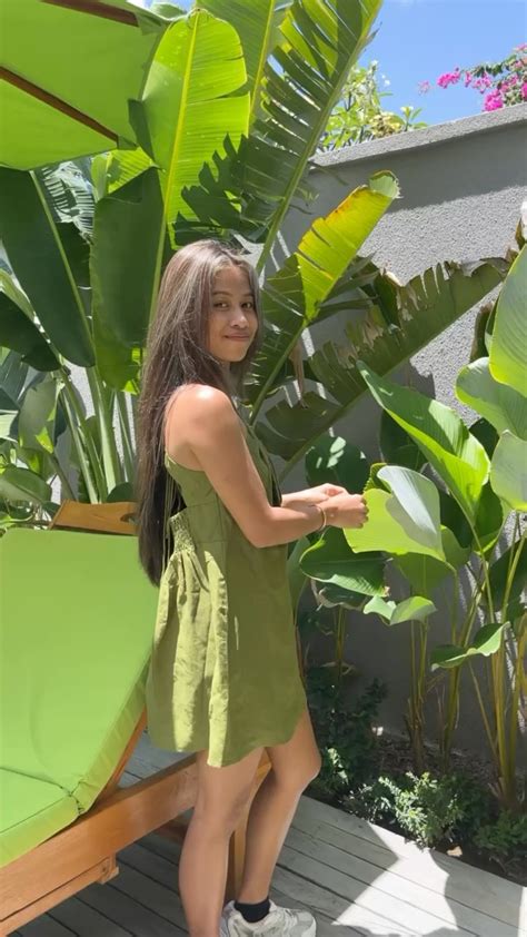 Tiny Alina Tinyalinakimofficial Alinaistiny Cute Cutegirl Usa