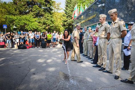 Медицински Университет Варна Новоприетите в МУ Варна студенти от специалност „Военен лекар
