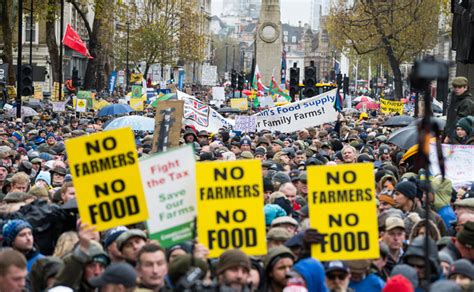 A Week On From The Farmer Protest Nfu President Holds Meeting With Sir