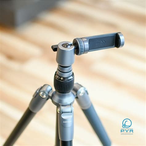 Momax Tripod Hero - Pyr Lifestyle