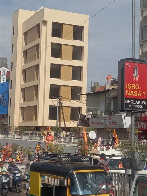 Commercial Office Space For Rent Near Raiya Road At Race Course Ring