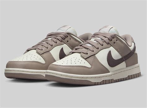 Nike Dunk Low ナイキ ダンク Low Sail Plum Eclipse Diffused Taupe Dd1503 125 スニーカーラボ