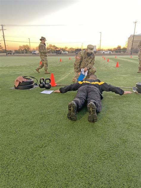 Medcoe Conducts Inaugural Army Combat Fitness Test Summit Article