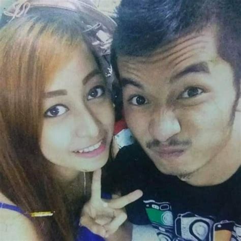 ရေမွန့်ရဲ့လိပ်ပြာ သစ်ရွက်လေး ကို အေးချမ်းပြီး အရိပ်ရတဲ့နေရာလေးတစ်ခုမှာ သွားထားပေးခဲ့တဲ့ မိခင်ဖြစ