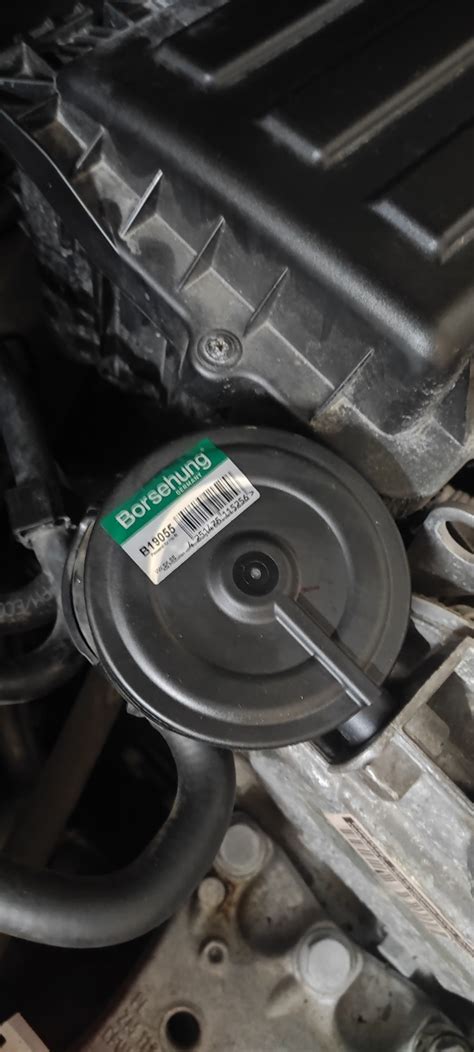 Замена Клапана вентиляции картерных газов. — Volkswagen Polo Sedan, 1,6 ...