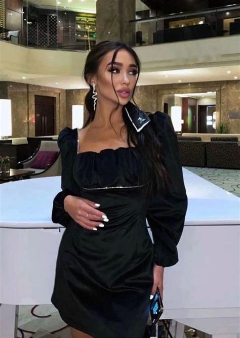 Оксамитова сукня — ціна 750 грн у каталозі Короткі сукні Купити жіночі речі за доступною ціною