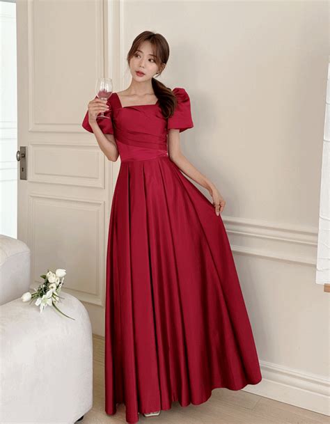 레드 유색 셀프웨딩 드레스 퍼프 플레어 리본 브라이덜샤워 스냅촬영 2부 피로연 연주회 원피스 에이블리