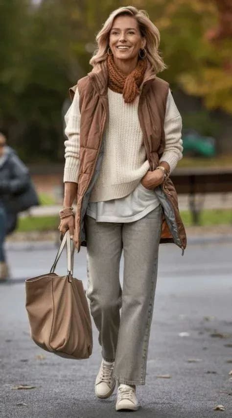 How To Dress For Office In Your 50s 21 Best Business Casual Outfit For