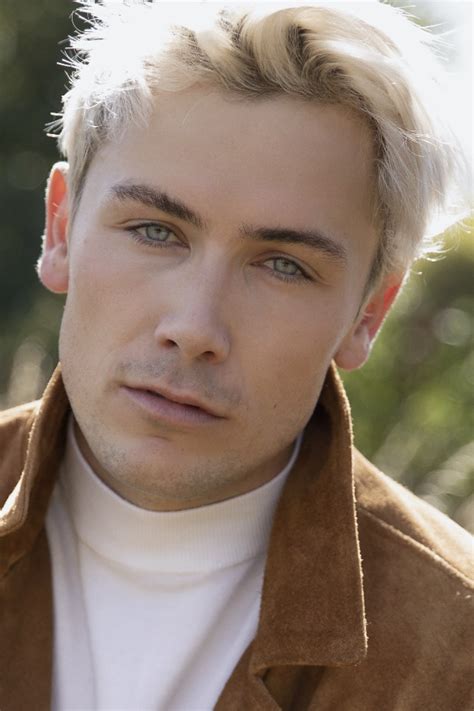 Matthew Lightfoots Instagram Twitter And Facebook On Idcrawl