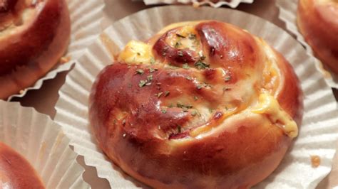 Eng 아는 맛은 못참지 노릇노릇 베이컨 치즈롤빵 만들기🥓🧀 Making Bacon Cheese Roll Bread Youtube