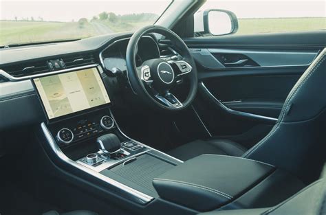 Sticking To Conventions Mercedes C Class Vs Saloon Rivals Autocar