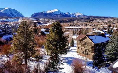 Silverthorne Community Guide The Lloyd Group