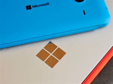 microsoft s arm64 support for windows 10 coming with redstone wave