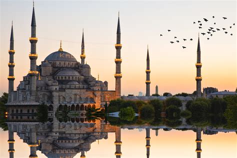 Constantinople Becomes Head Of The Byzantine Empire