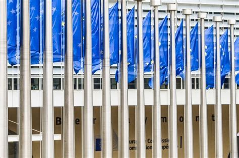 Франция Германия и Португалия предлагат допълнителни данъци в ЕС