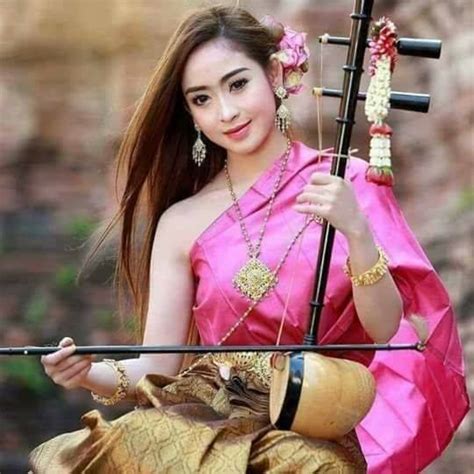 សម្រស់កូនខ្មែរអង្គរ