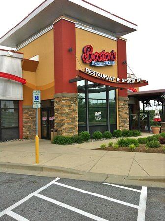 Bostons Restaurant And Sports Bar Waldorf Photos And Restaurant Reviews