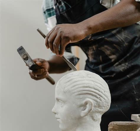 Decoding Agentic Workflows Exploring Self Refinement In Llms By