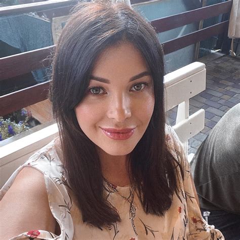 «Чи тут є хоч хтось у кого вистачить сміливості сказати що росія