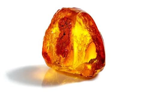 Is Amber More Red Or Yellow